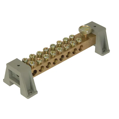 Gold Power Distribution Block - 1 in 4 out | Jaycar Australia