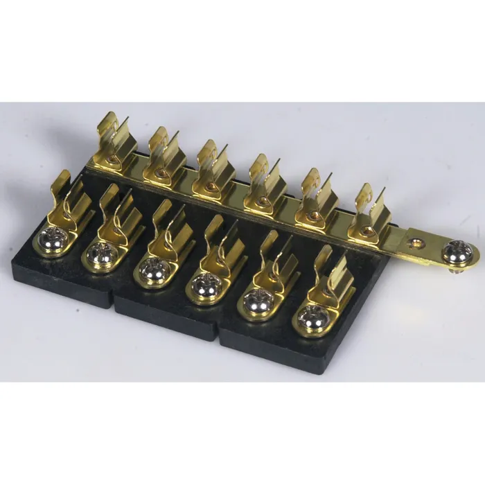 6 Way Blade Fuse Block with Spade Terminals | Jaycar New Zealand